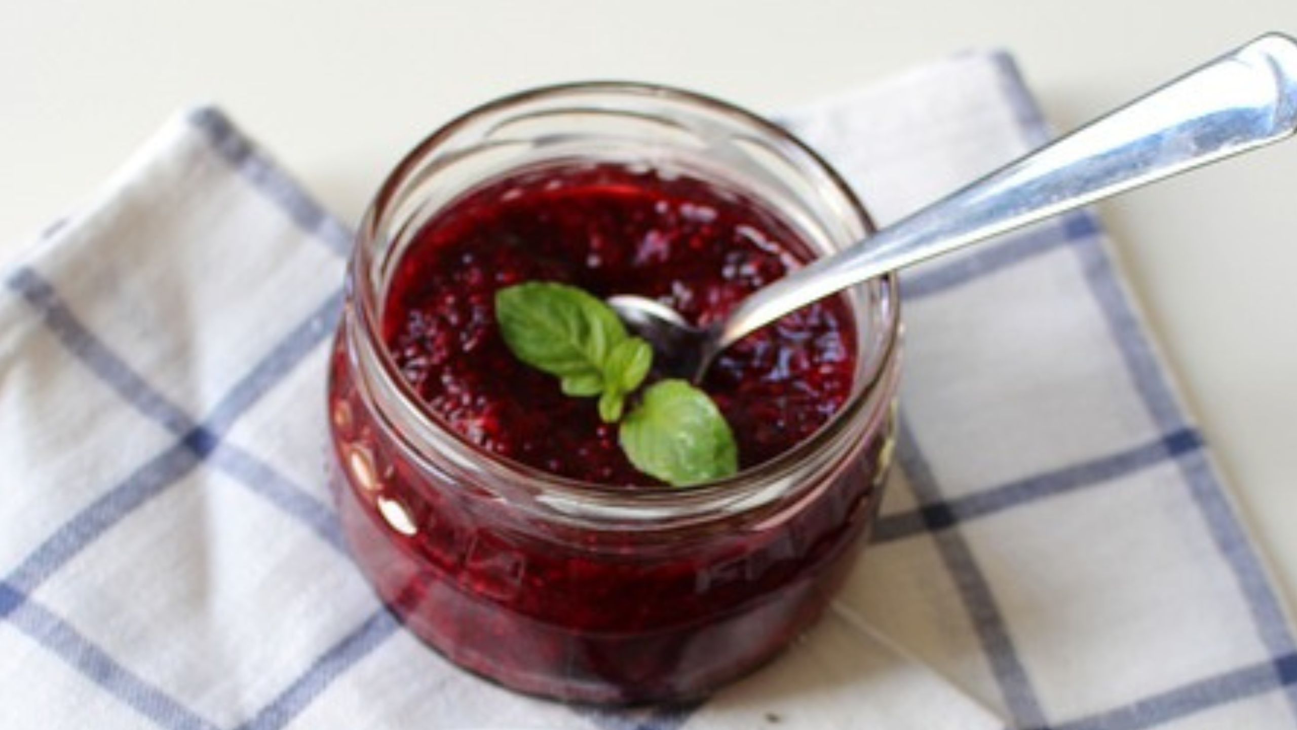 Geleia de chia com suco de uva integral